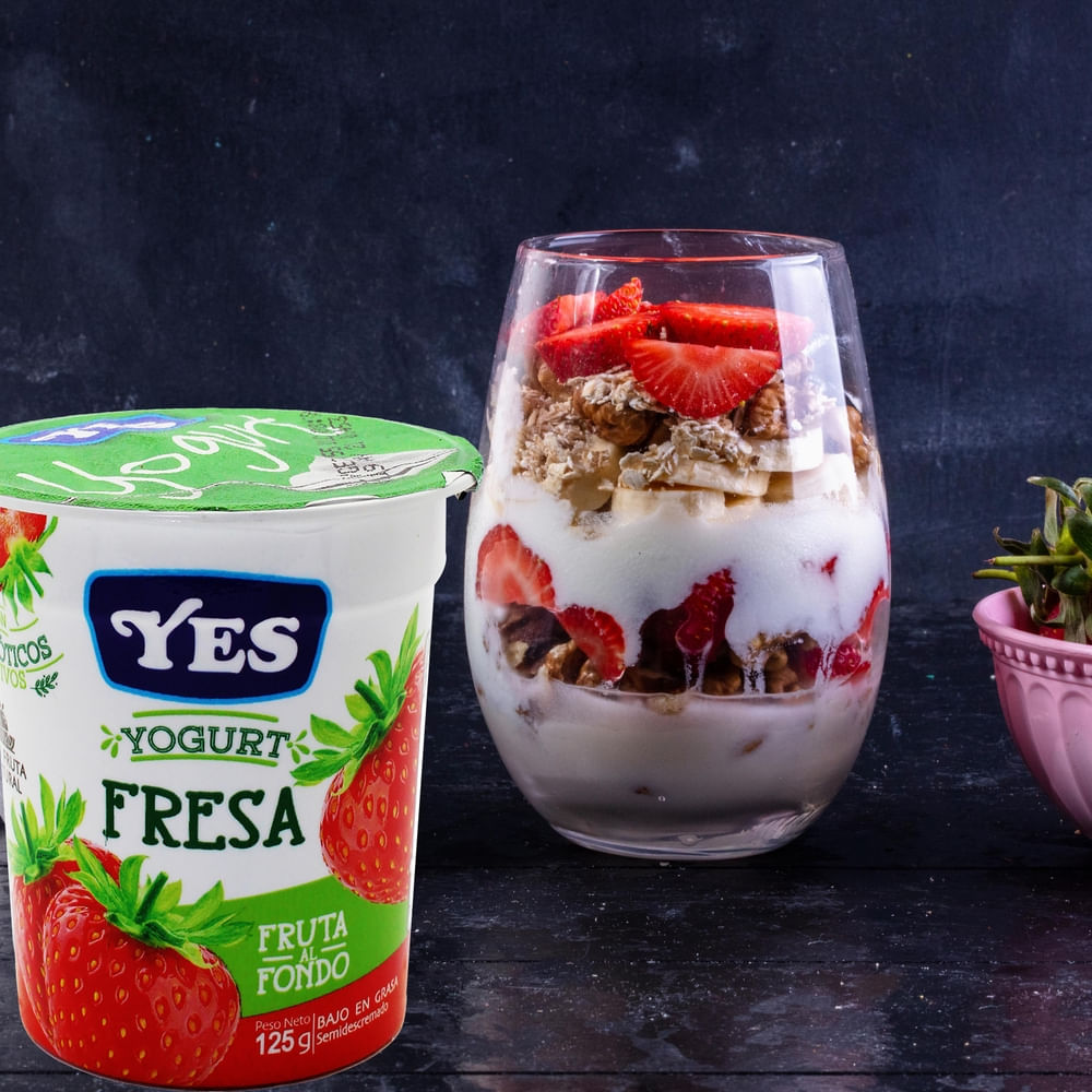 Comprar Yogurt Yes Fruta Al Fondo Fresa - 125 g | Walmart El Salvador ...